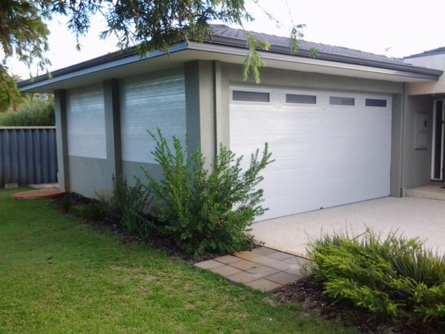 Sectional Garage Doors Melbourne | Factory Direct Garage Doors