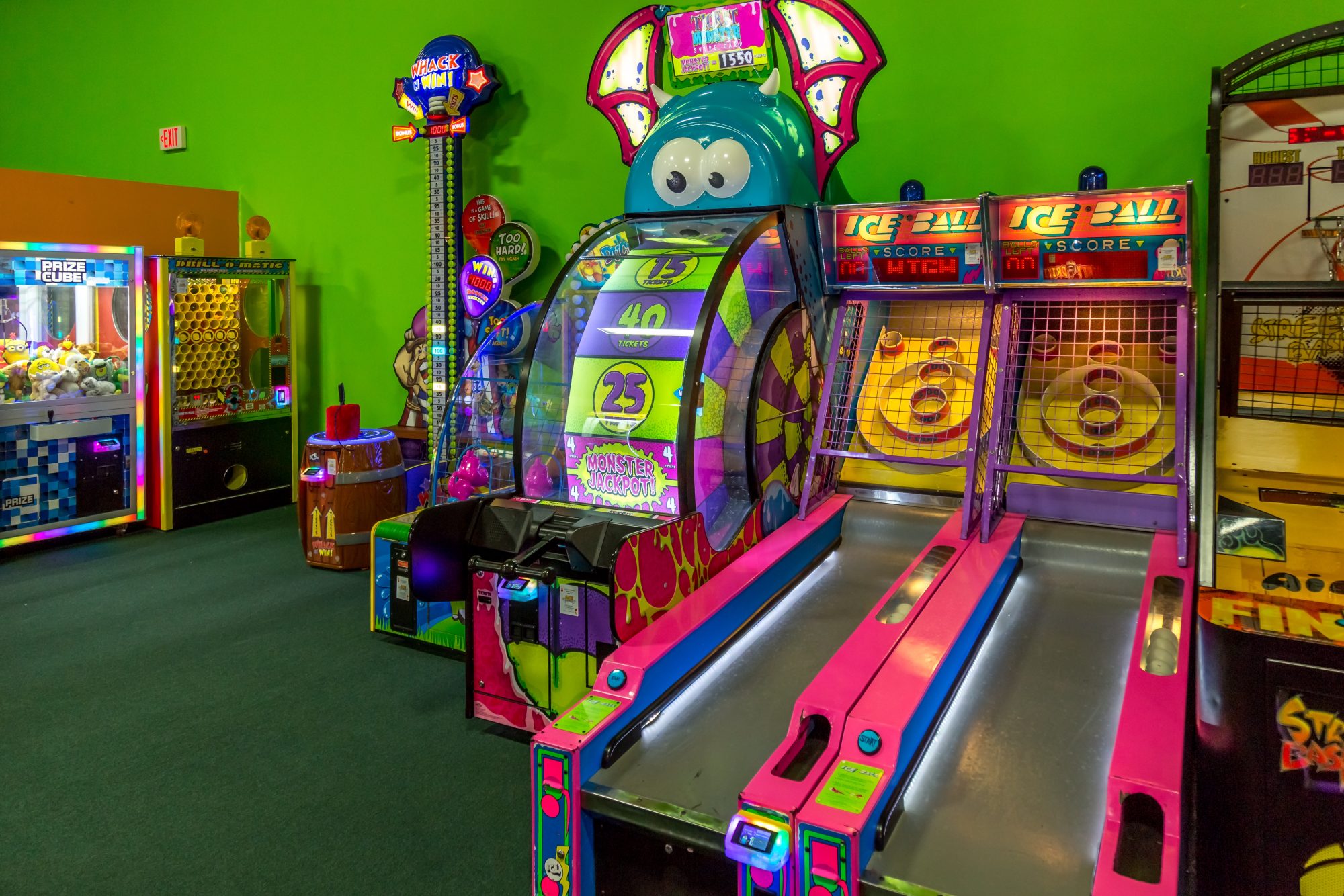 Doral Location - About Our Indoor Inflatable Playground | Jumpin' Jamboree